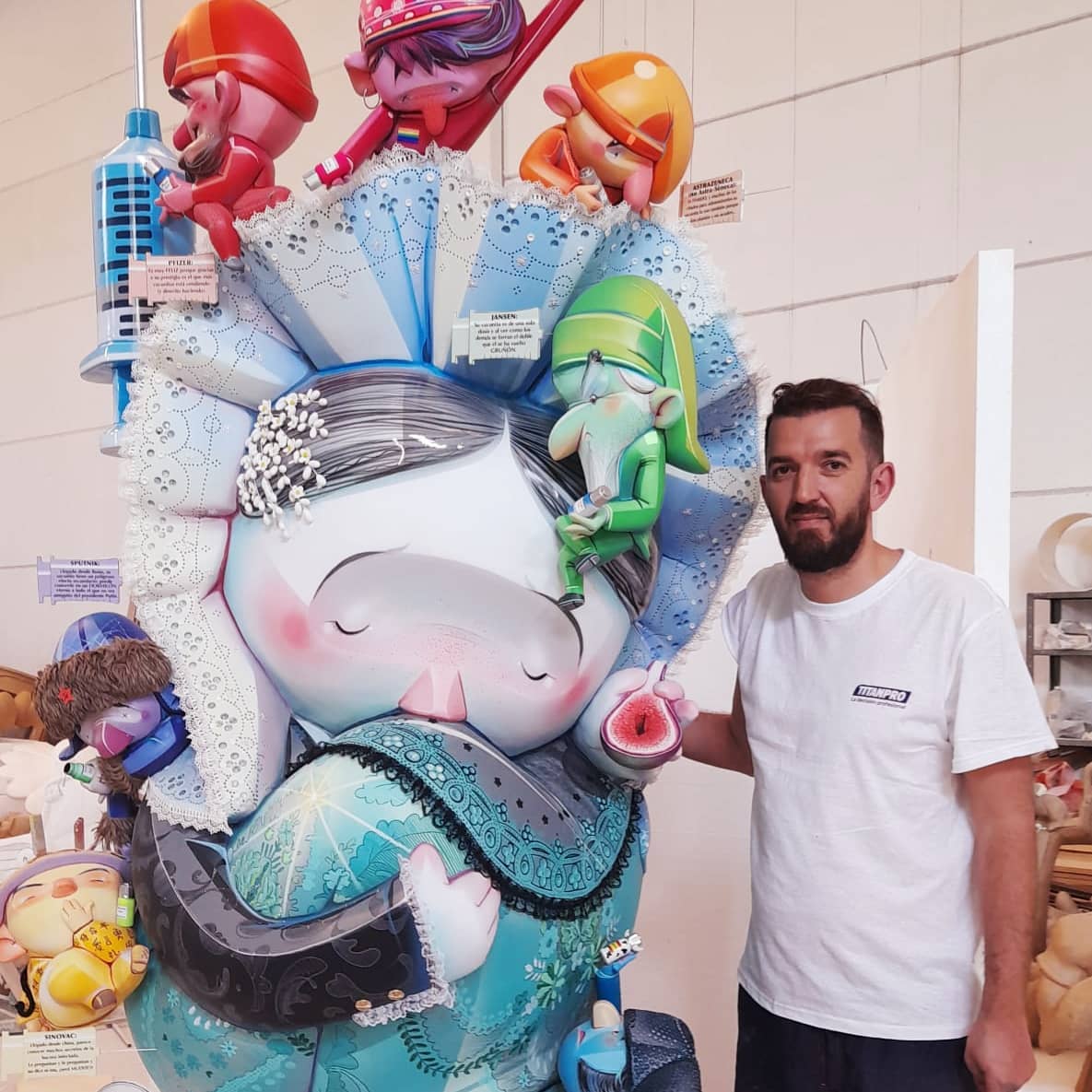 The Unique Style of Jose Gallego Gallego’s Fallas Art » Design You Trust — Design Daily Since 2007