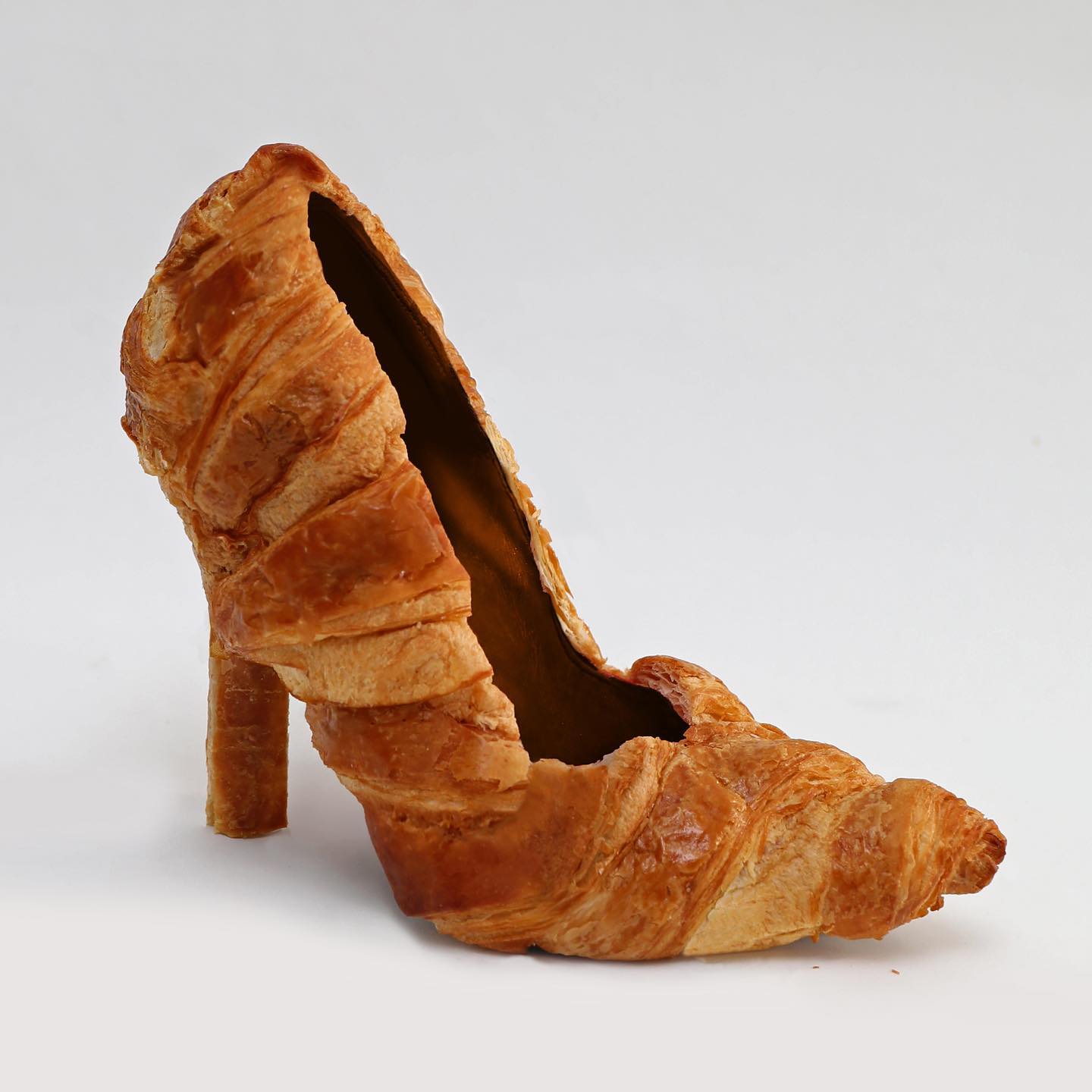 This Artist Stands as The Visionary Force Shaping the Landscape of ...