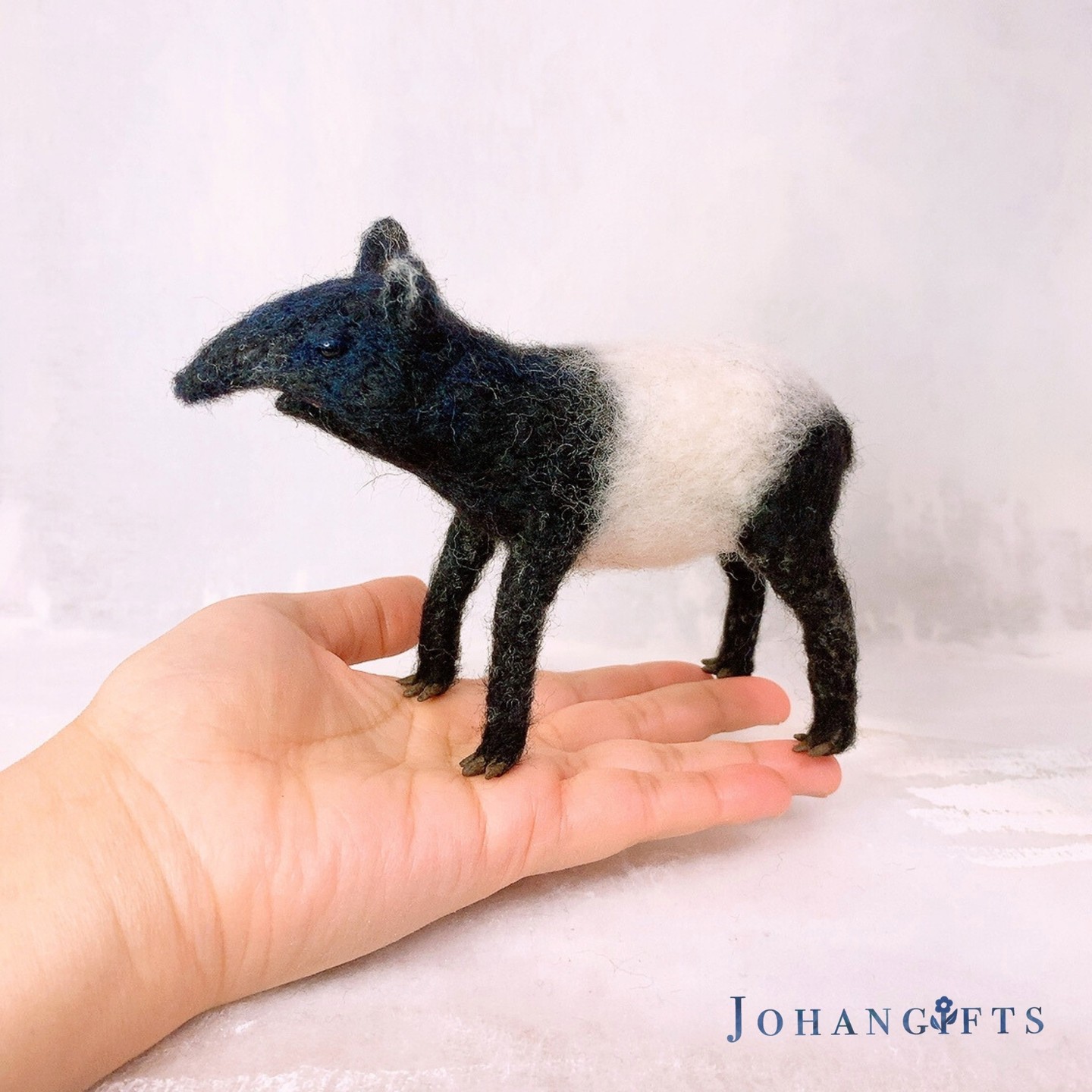 Artist Creates Realistic-Looking Animals Made from Felt » Design You ...