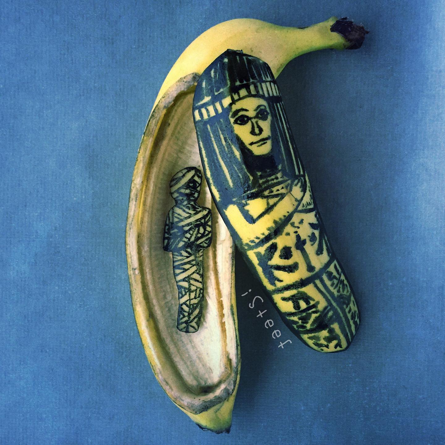 A Banana Artist Who Turns The Fruit Into Cartoons, Animals, and More ...