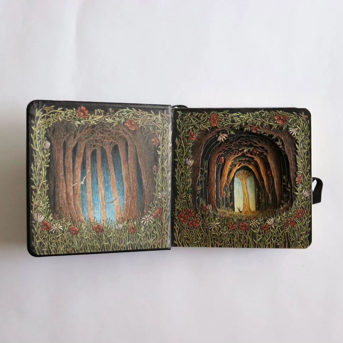 Artist Isobelle Ouzman’s Creates Amazing Altered Books with Fairytale ...