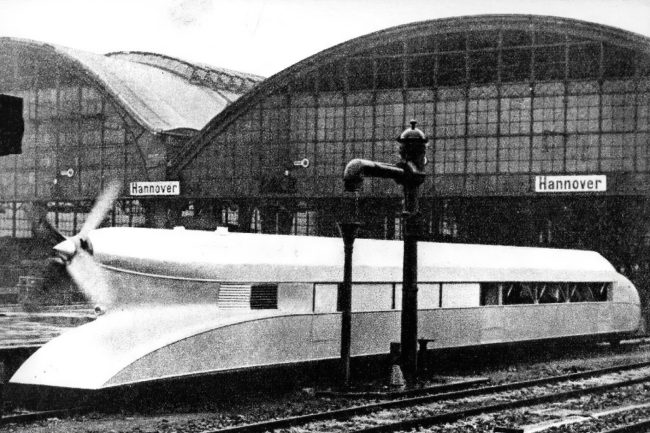 This is Schienenzeppelin, the Futuristic Train With Propeller and ...