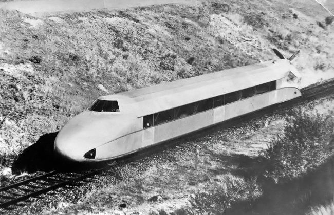 This is Schienenzeppelin, the Futuristic Train With Propeller and ...