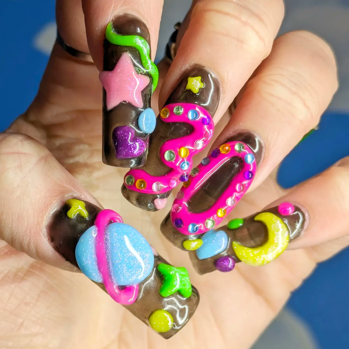 Artist Knife Angel Transforms Fake Nails into Dark, Macabre and Thought ...