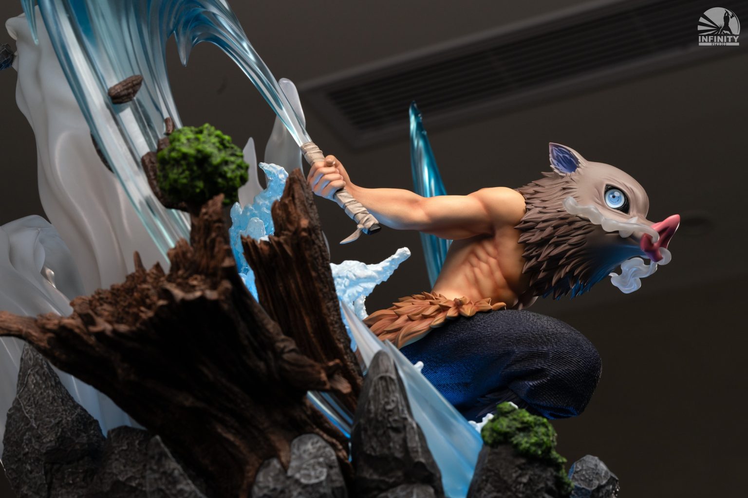 This Chinese Company Creates the Most Incredible Realistic Figures of ...