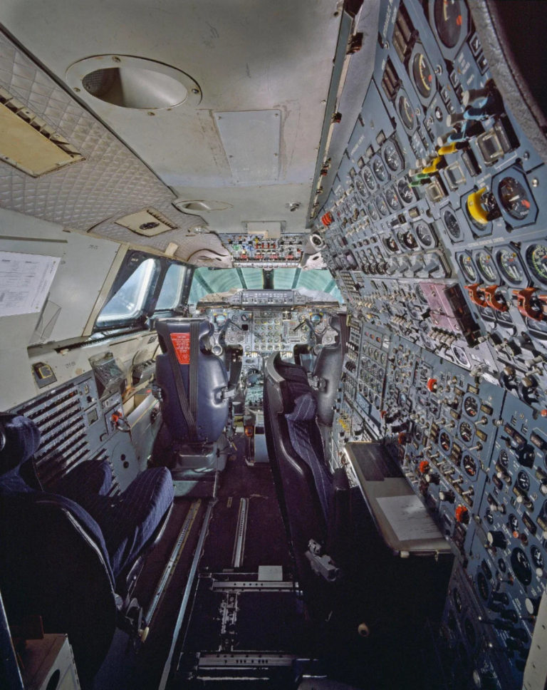 Amazing Photos From the Inside the Cockpit of a Concorde » Design You ...