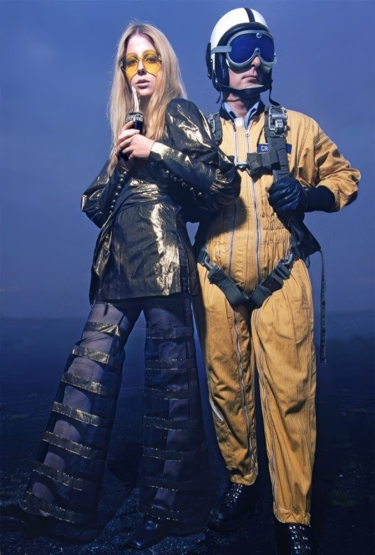 Stunning Photos of Charlotte Martin Modeling for Coca-Cola in 1968, Captured by Clive Arrowsmith ...