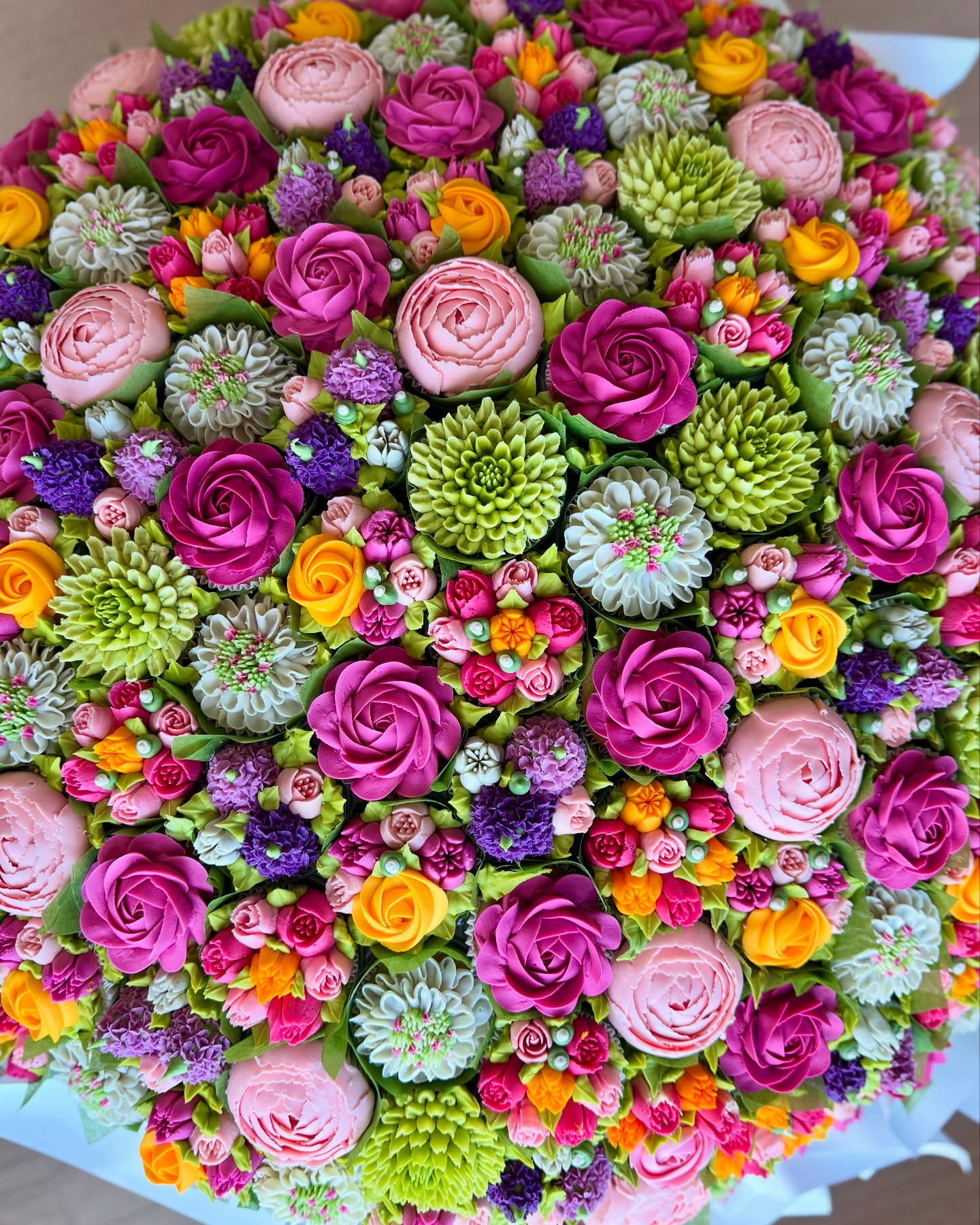 This Baker Creates Realistic Domes that Looks Like a Real Flower ...