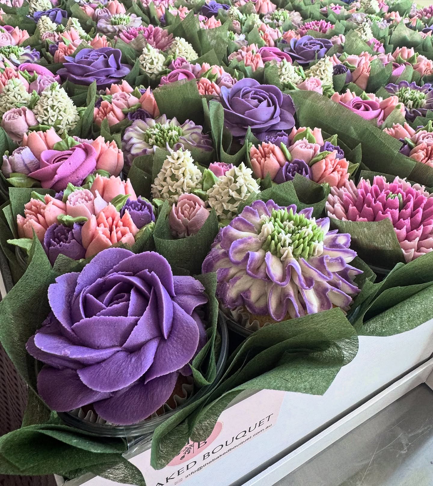 This Baker Creates Realistic Domes that Looks Like a Real Flower ...