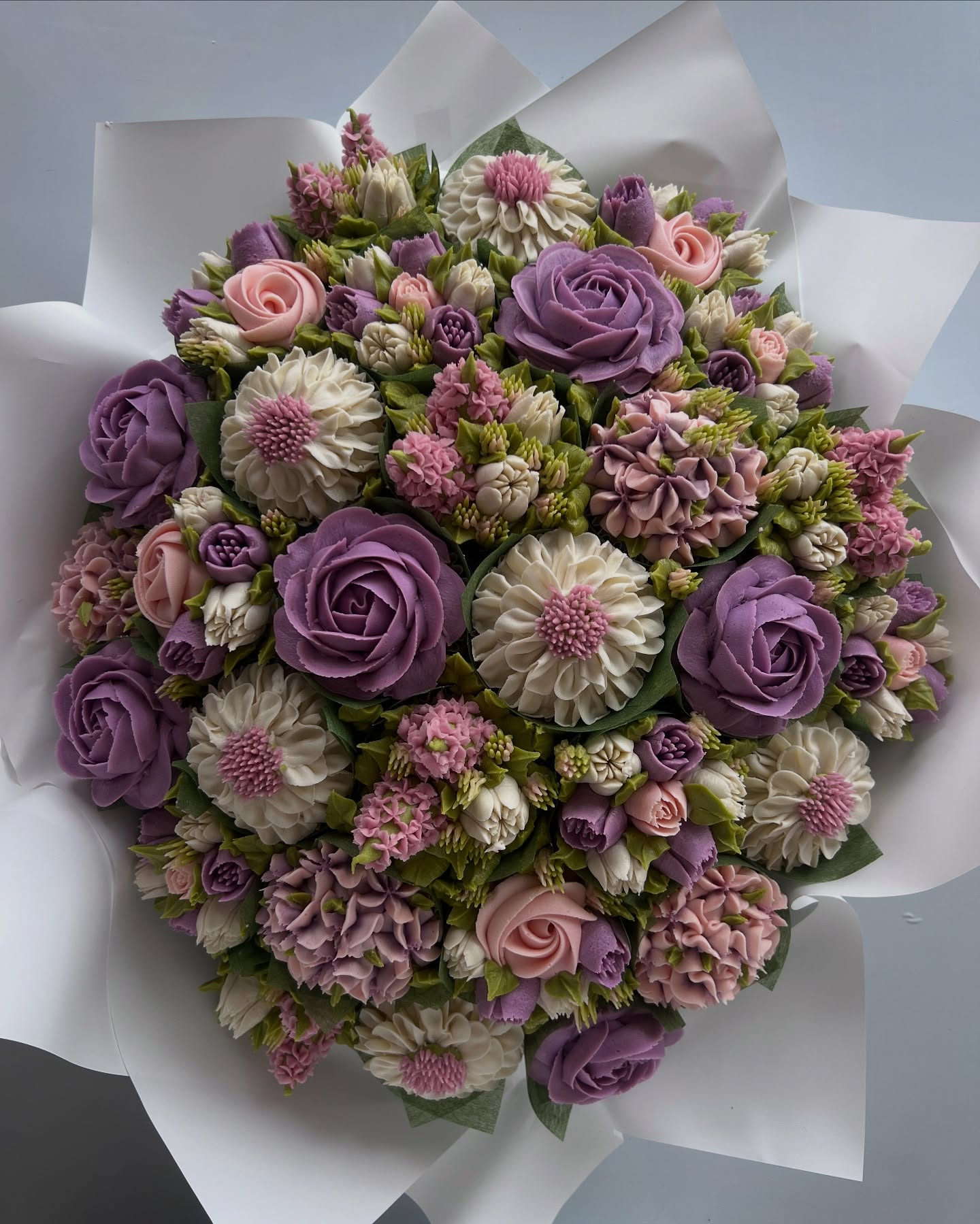 This Baker Creates Realistic Domes that Looks Like a Real Flower ...