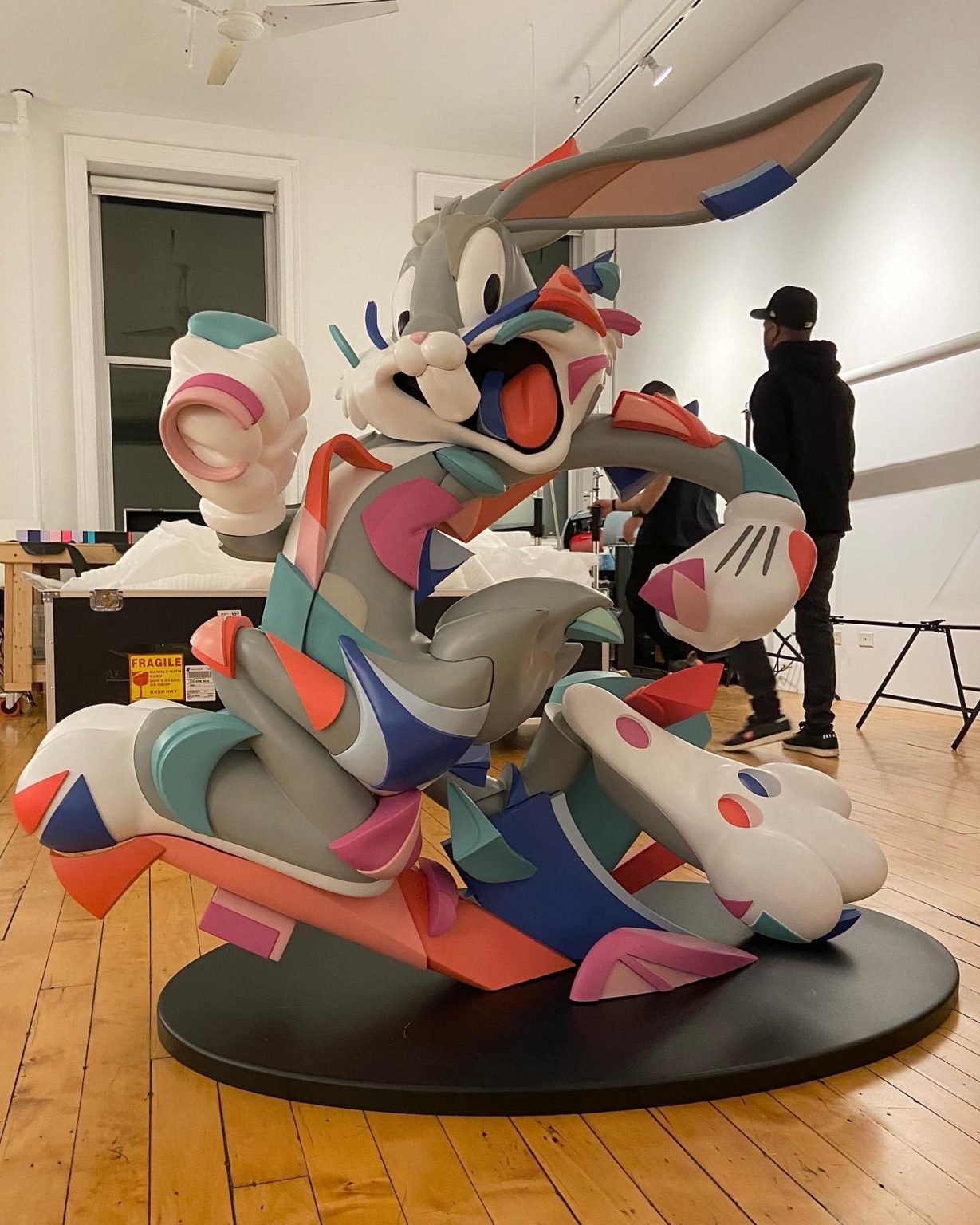 Rebuilding Nostalgia with Geometry: The Art Toys and Sculptures of ...