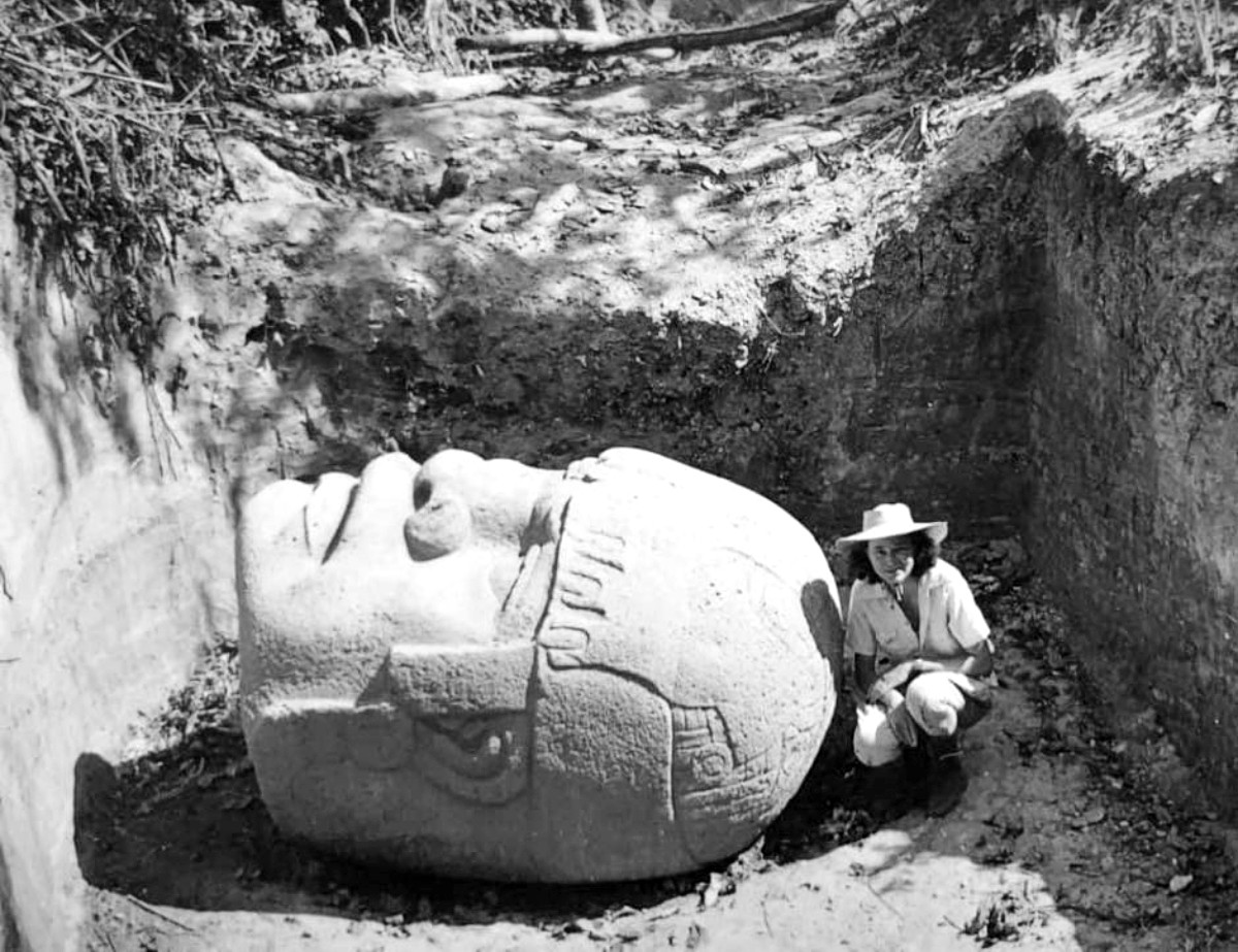 Stunning Vintage Photographs of People Posing With Olmec Colossal Heads ...