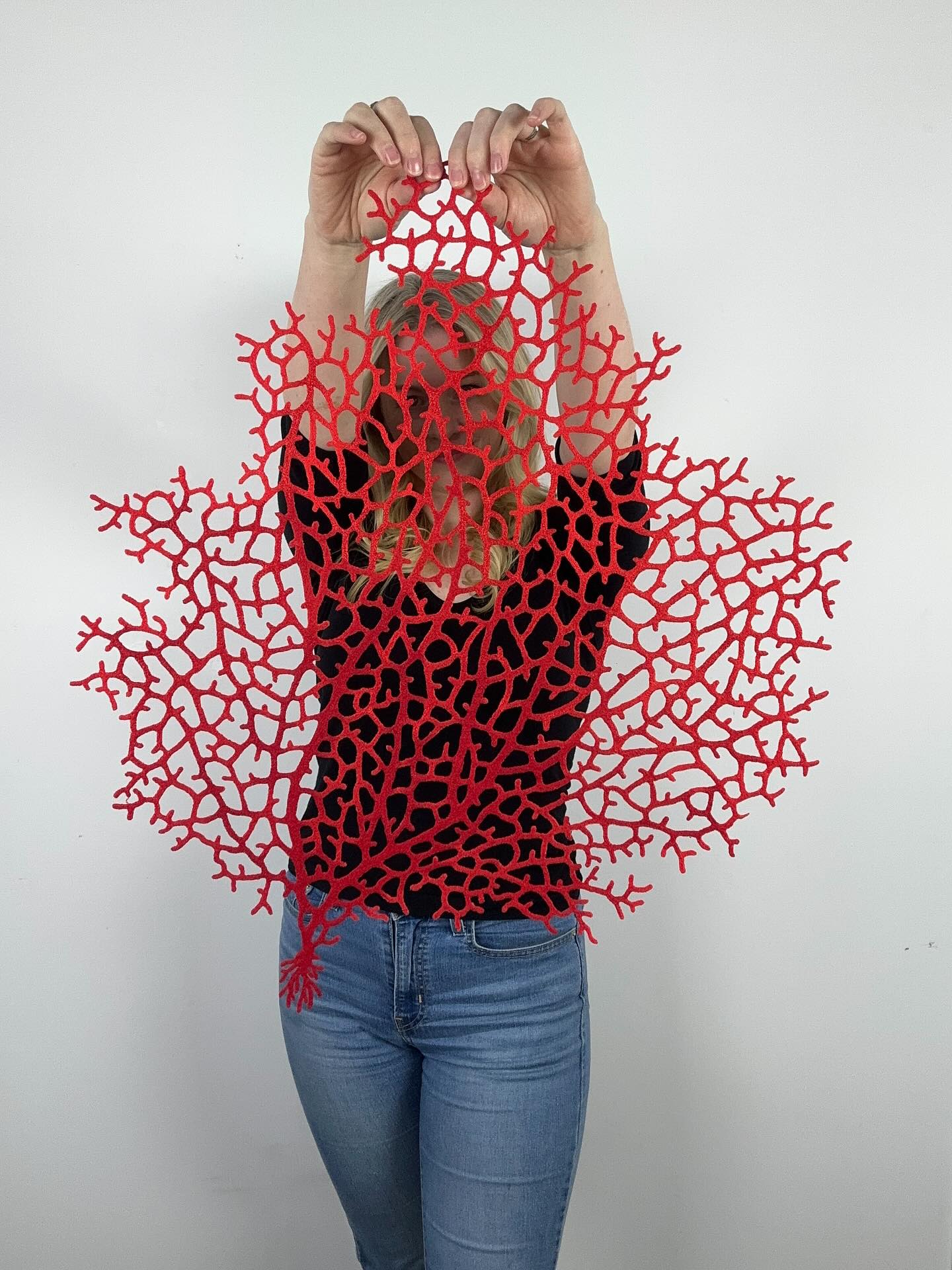 “The Art of Breathing Life into Lace”: Organic Embroidery by Meredith ...