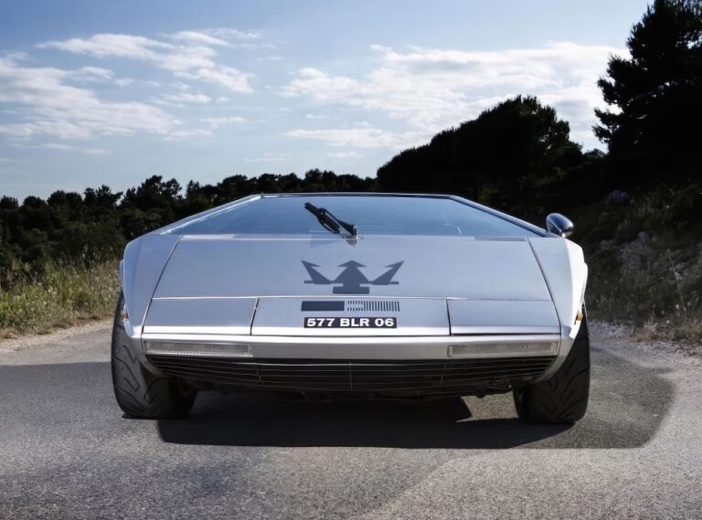 Amazing Photos of Maserati Boomerang, The Futuristic Wedge-Shaped ...