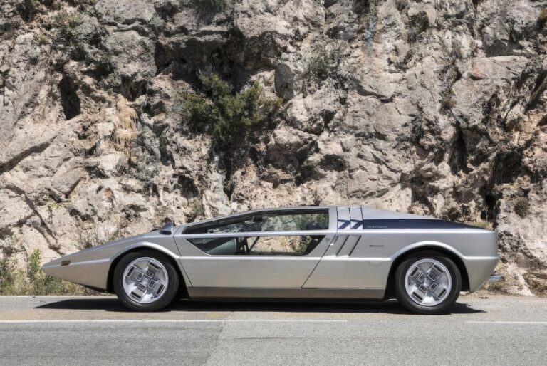 Amazing Photos of Maserati Boomerang, The Futuristic Wedge-Shaped ...