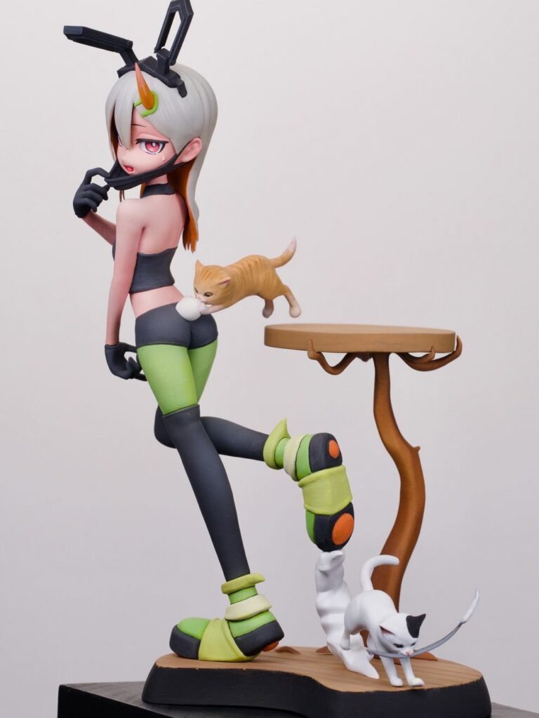 The Japanese Figure Painter Who Makes Anime, Sci-Fi, And Military ...